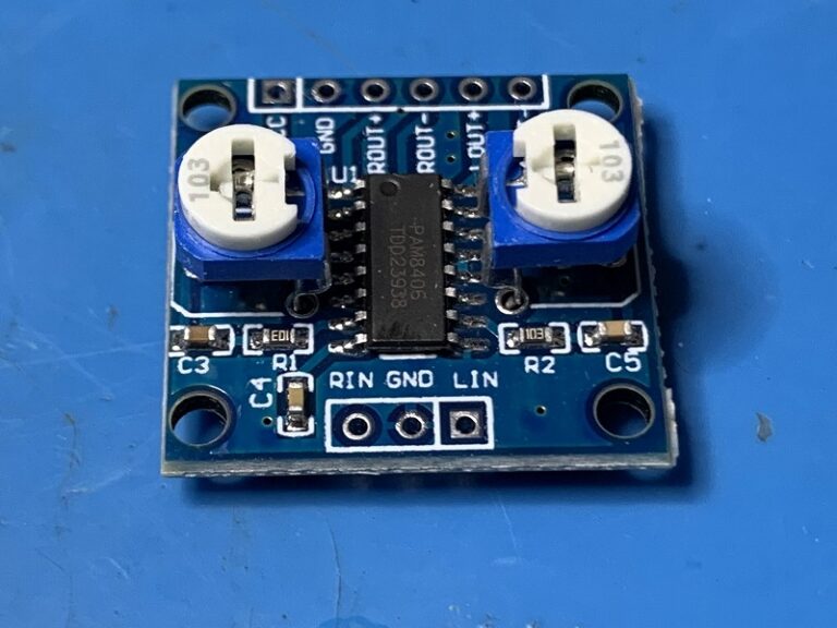 AB級/D級切替 変態アンプ PAM8406 購入